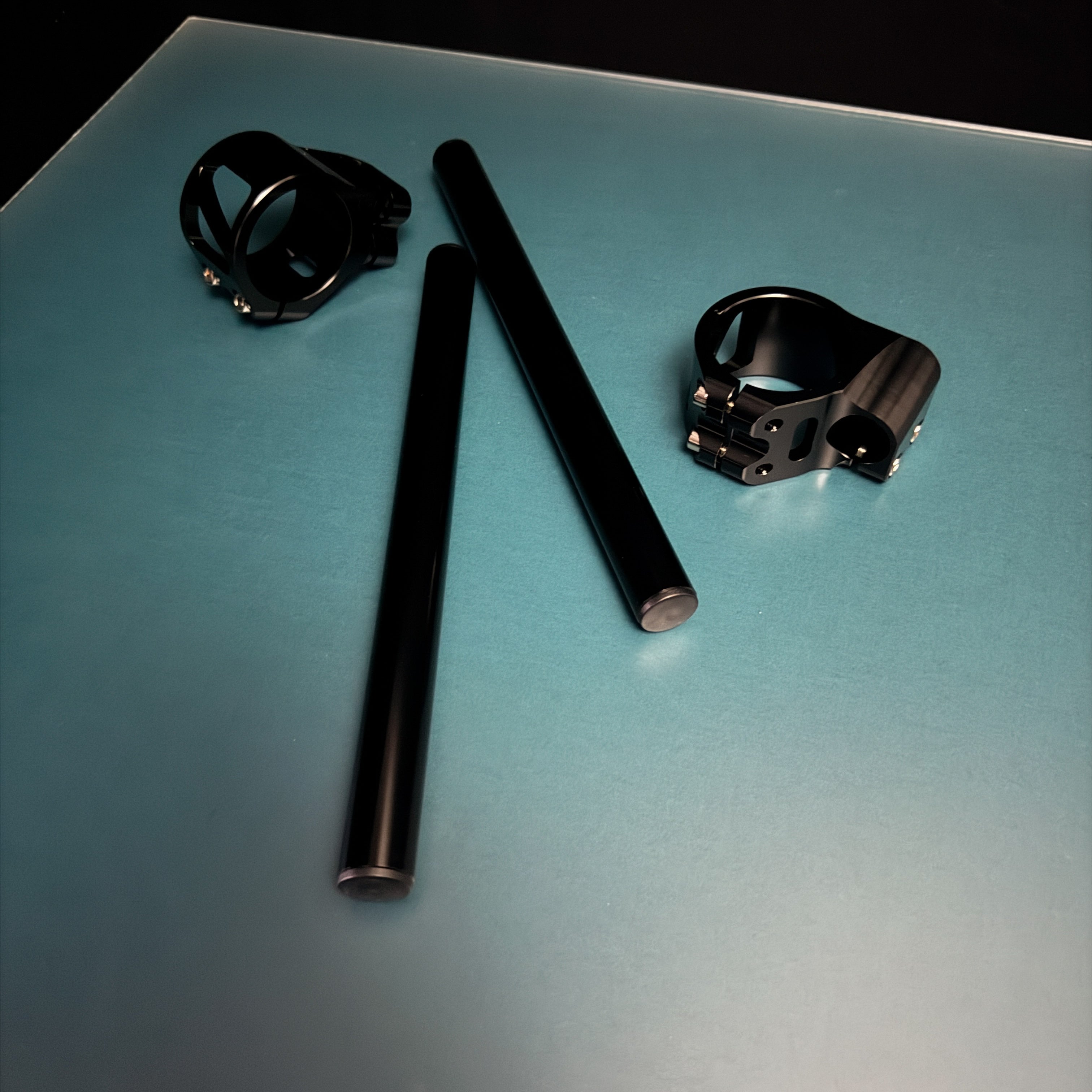 Clip-ons / 50mm (Triumph) – EISENBEISSER Racing