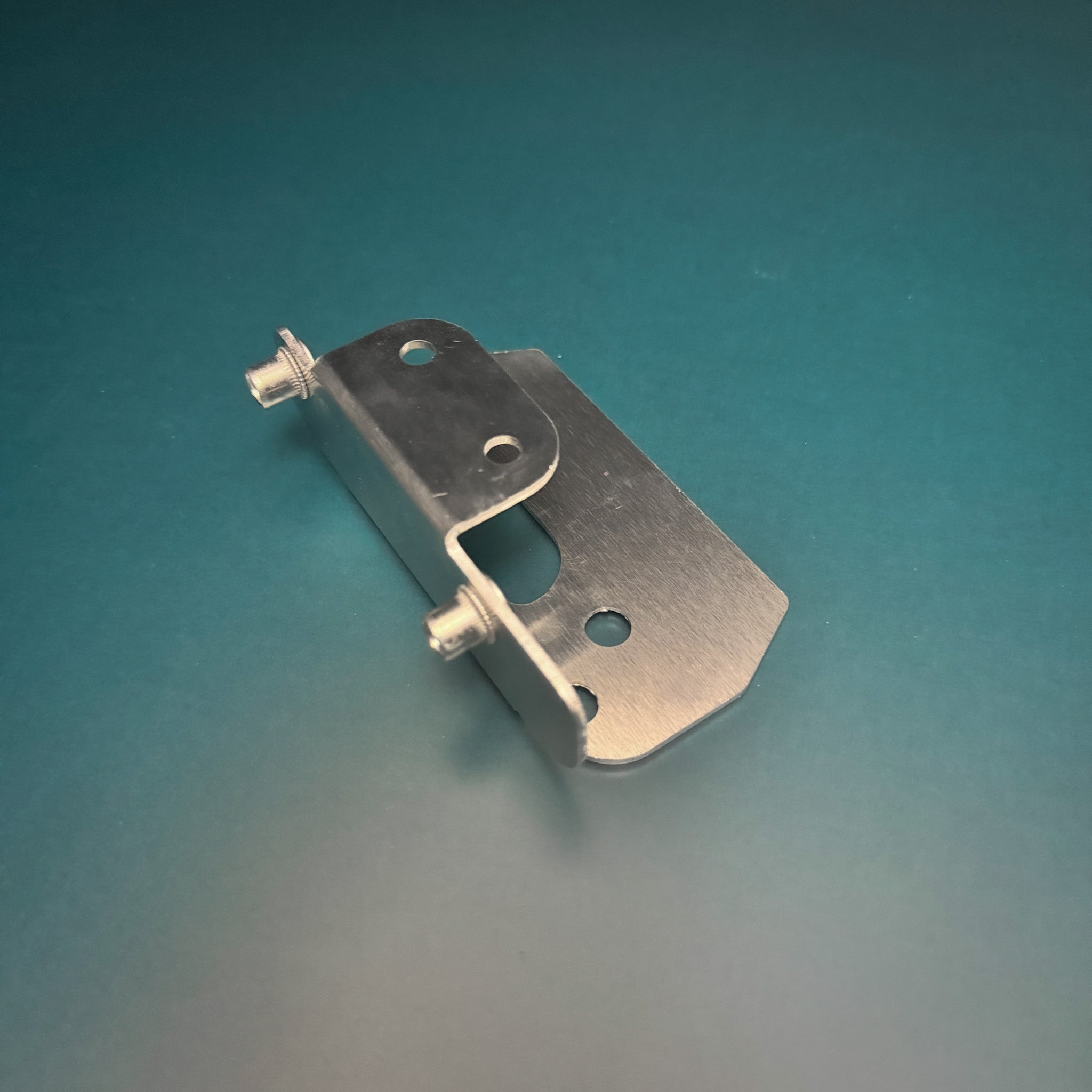 Spannungswandler-Anbauhalter – EISENBEISSER Racing